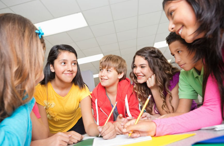 Best Group Activities and Icebreakers for 8th Grade Trips